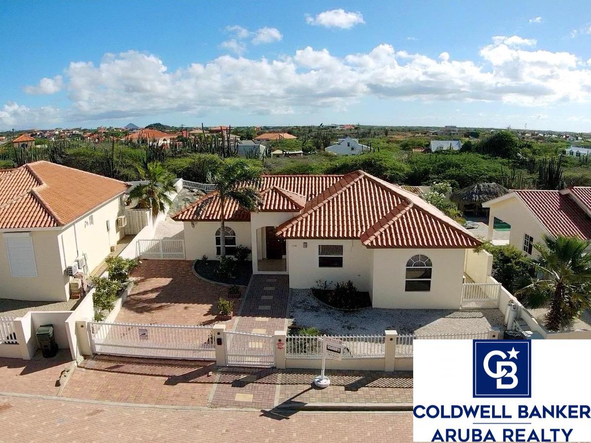 Aruba Real Estate for Sale in Noord - Beautiful Home in Rooi Santo